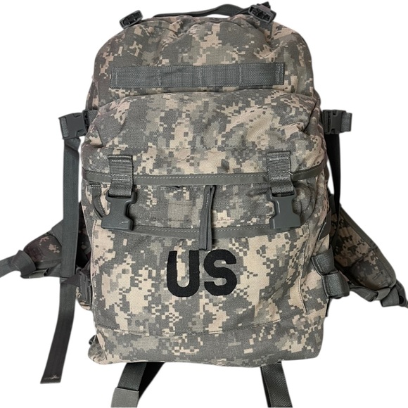 U.S. Army | Bags | Us Army Camouflage Backpack Large Multiple Pockets ...